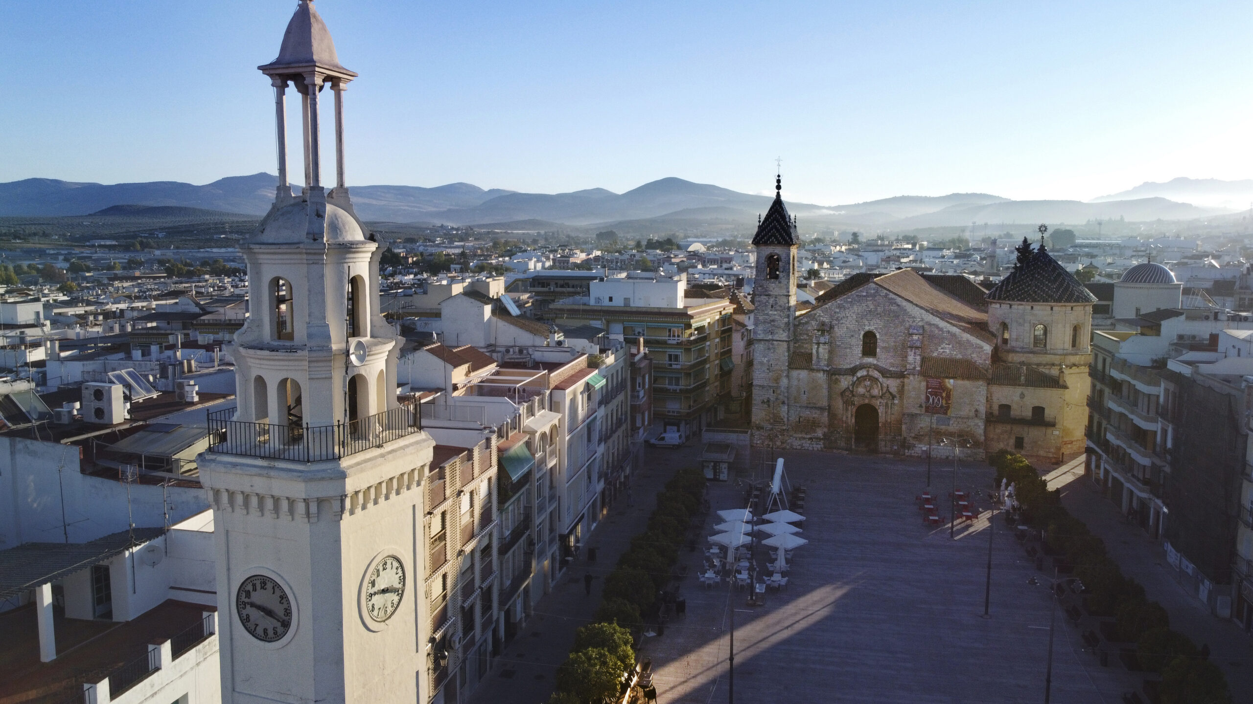 Lucena supera por primera vez los 43.000 habitantes